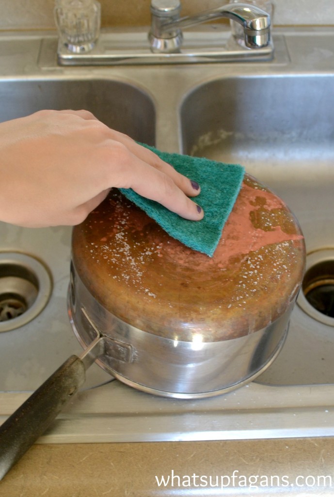 How to Clean Copper Pots the Easy Natural Way with Vinegar and Salt