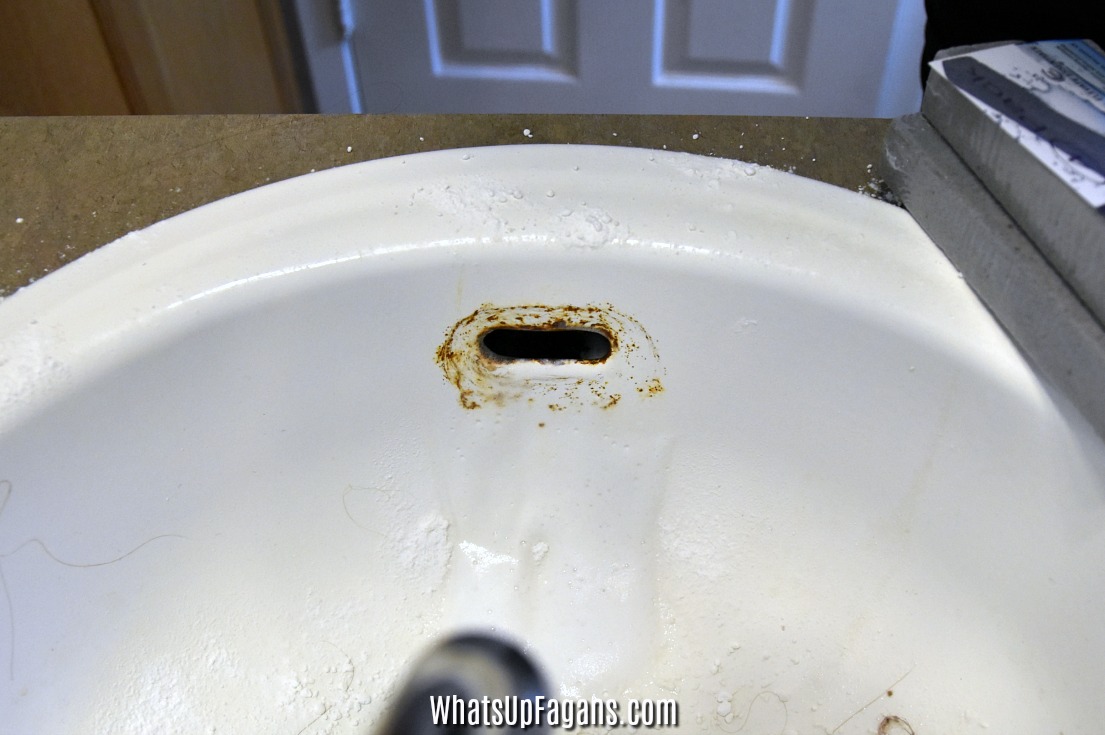 How to Remove Rust Stains on Your Porcelain Sink
